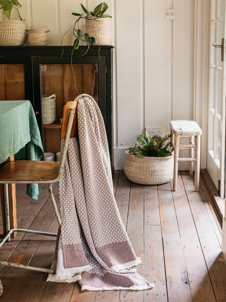 Throws & Bedspreads – Gathered Living